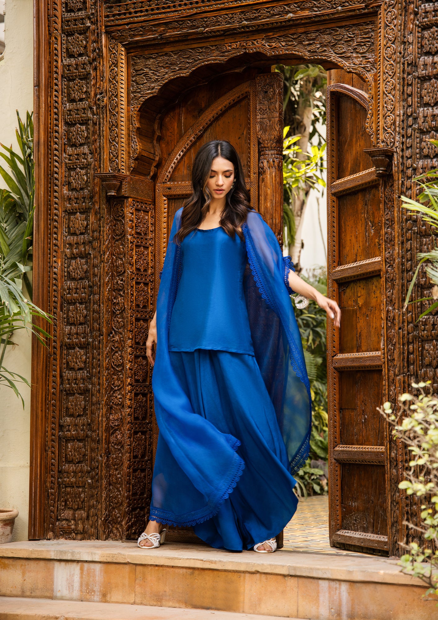 SARA SET – Hira Sardar